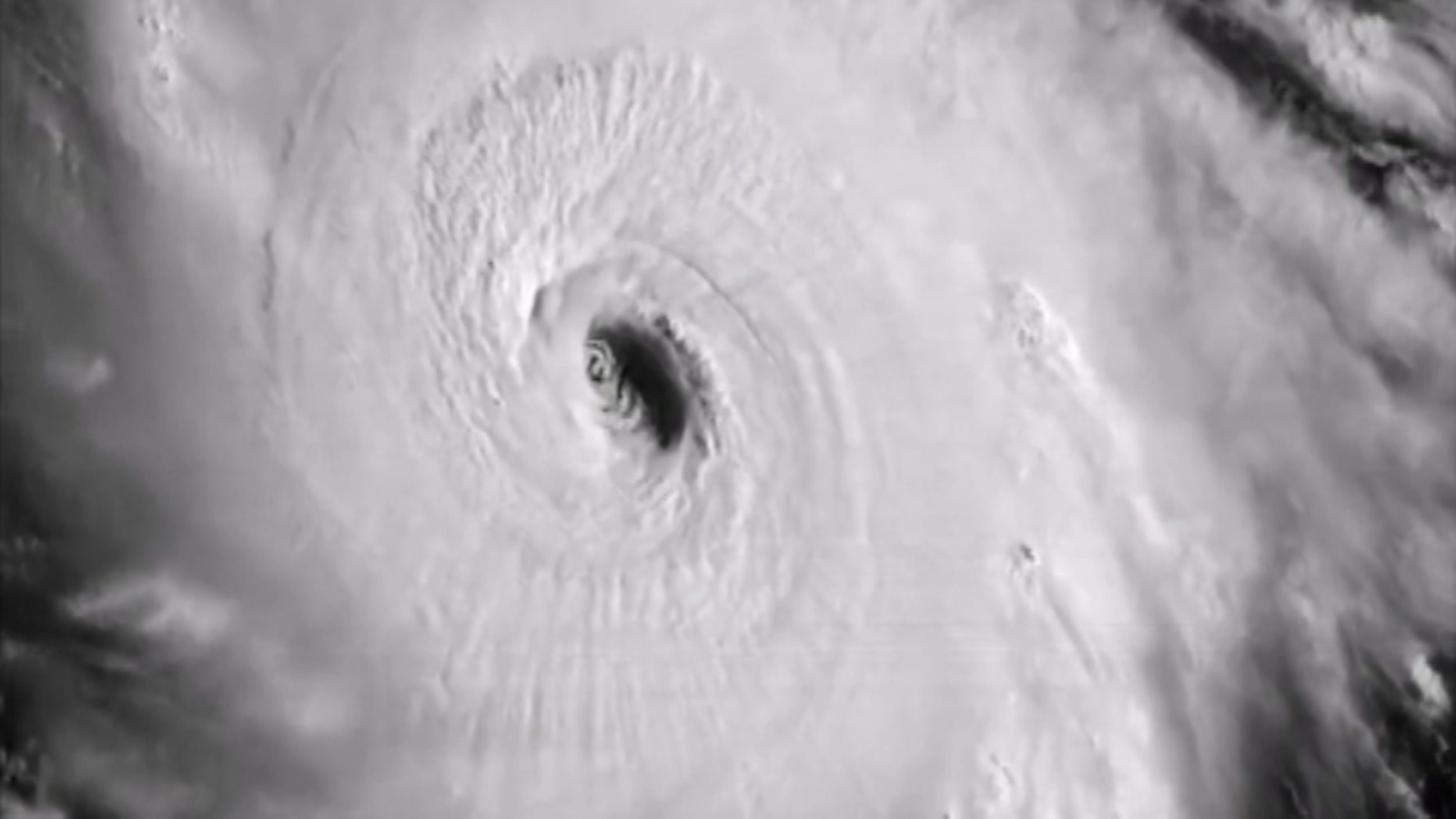 Amazing view of Hurricane Irma's eye from space - ABC13 Houston