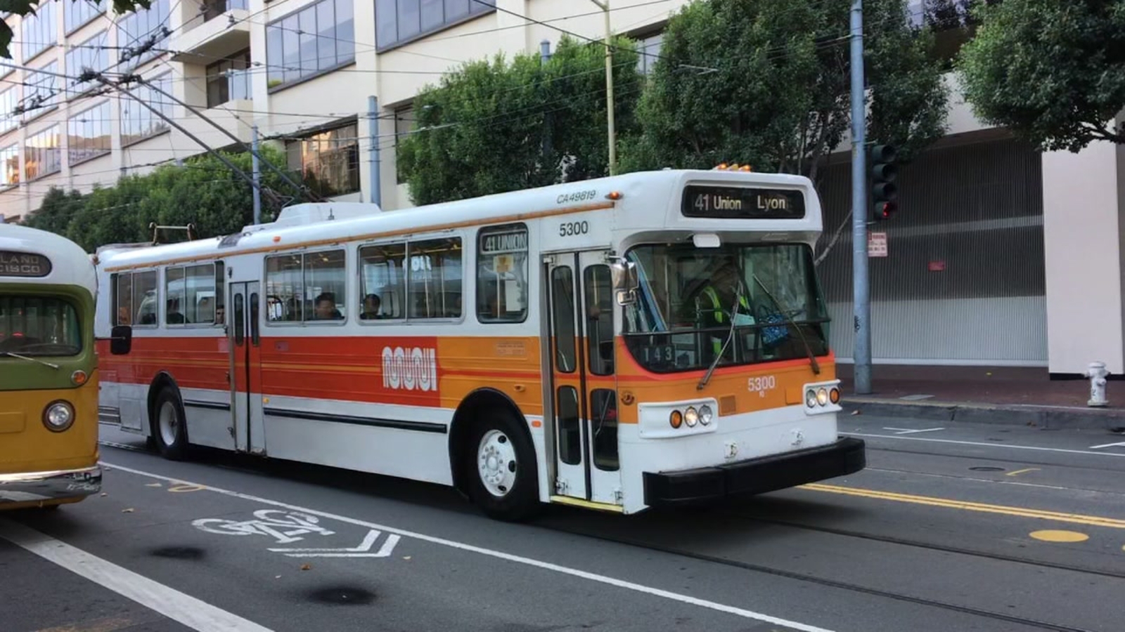 San Francisco's Muni shows off historic streetcars, buses - ABC7 San Francisco