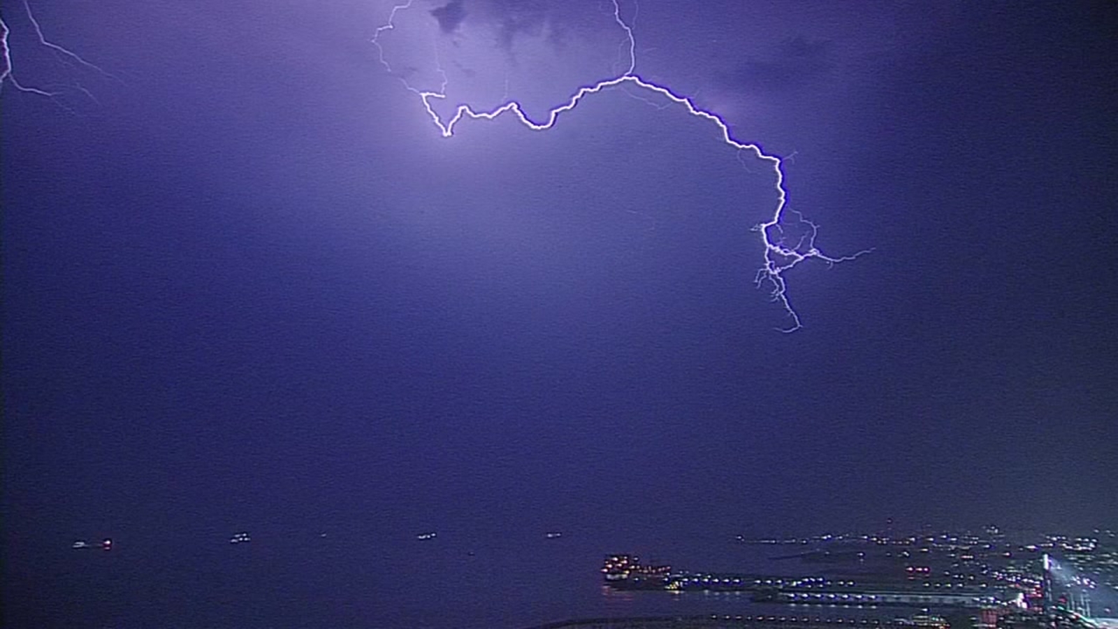 More thunder, lightning expected in Bay Area tonight - ABC7 San Francisco