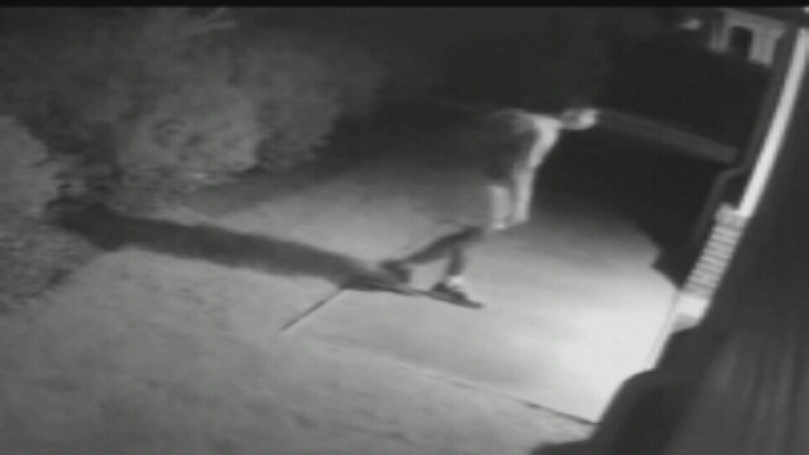 Community on alert for serial flasher in Delaware - 6abc Philadelphia