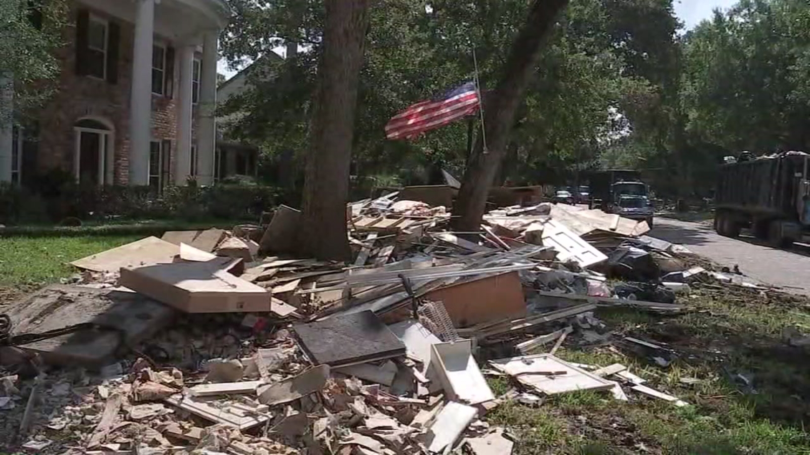 Road to recovery delayed after Addicks Reservoir flooded W. Houston ...
