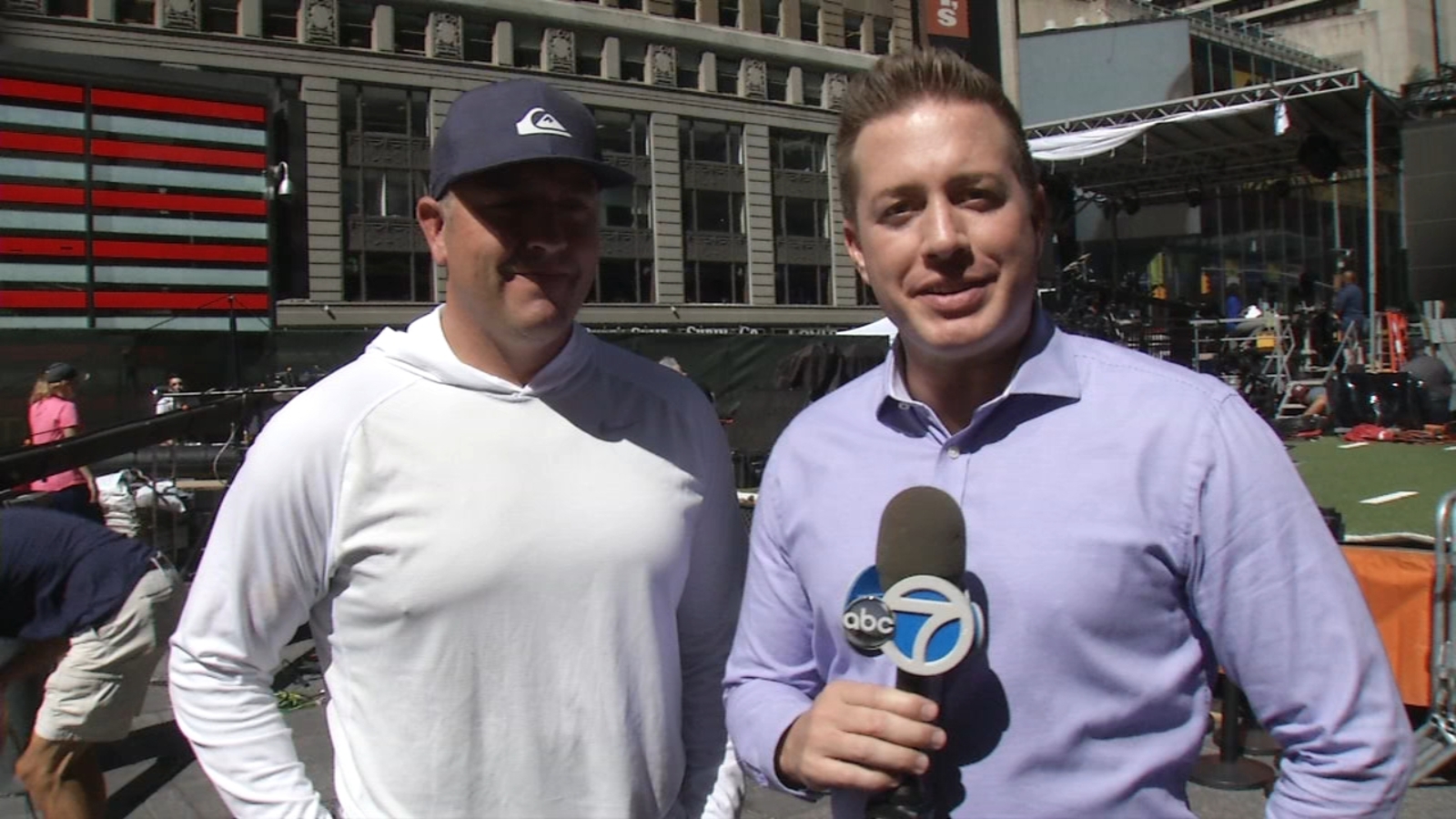 ESPN's 'College Gameday' rolls into Times Square - ABC7 New York