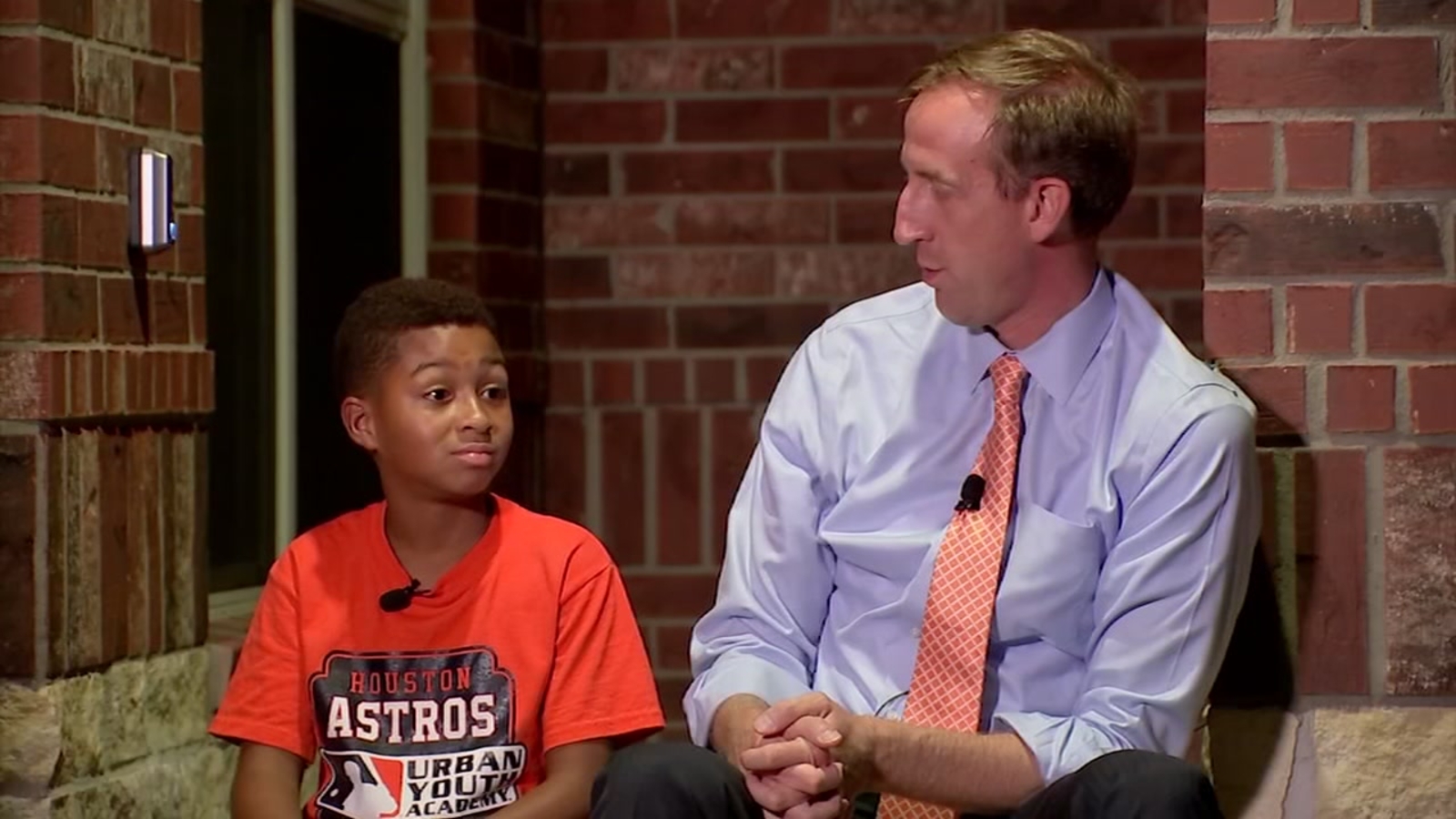 Ted Oberg reunites with 'Uncle Russell' on Rescue Row - ABC13 Houston