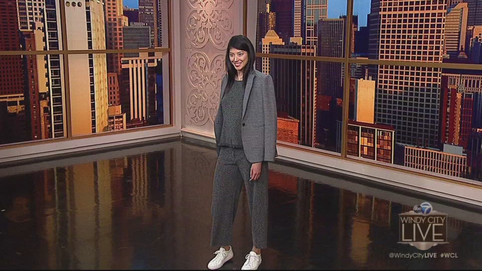Revamp your wardrobe for fall with Ann Taylor - ABC7 Chicago