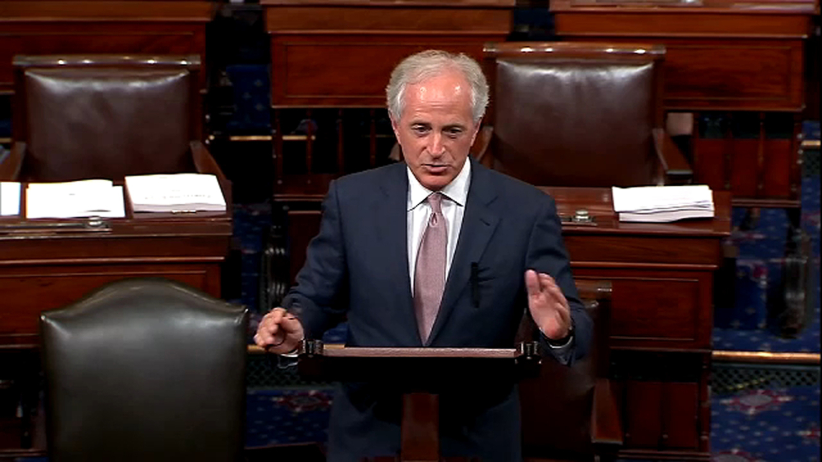 President Trump, Senator Corker engage in intense war of words - ABC7 ...