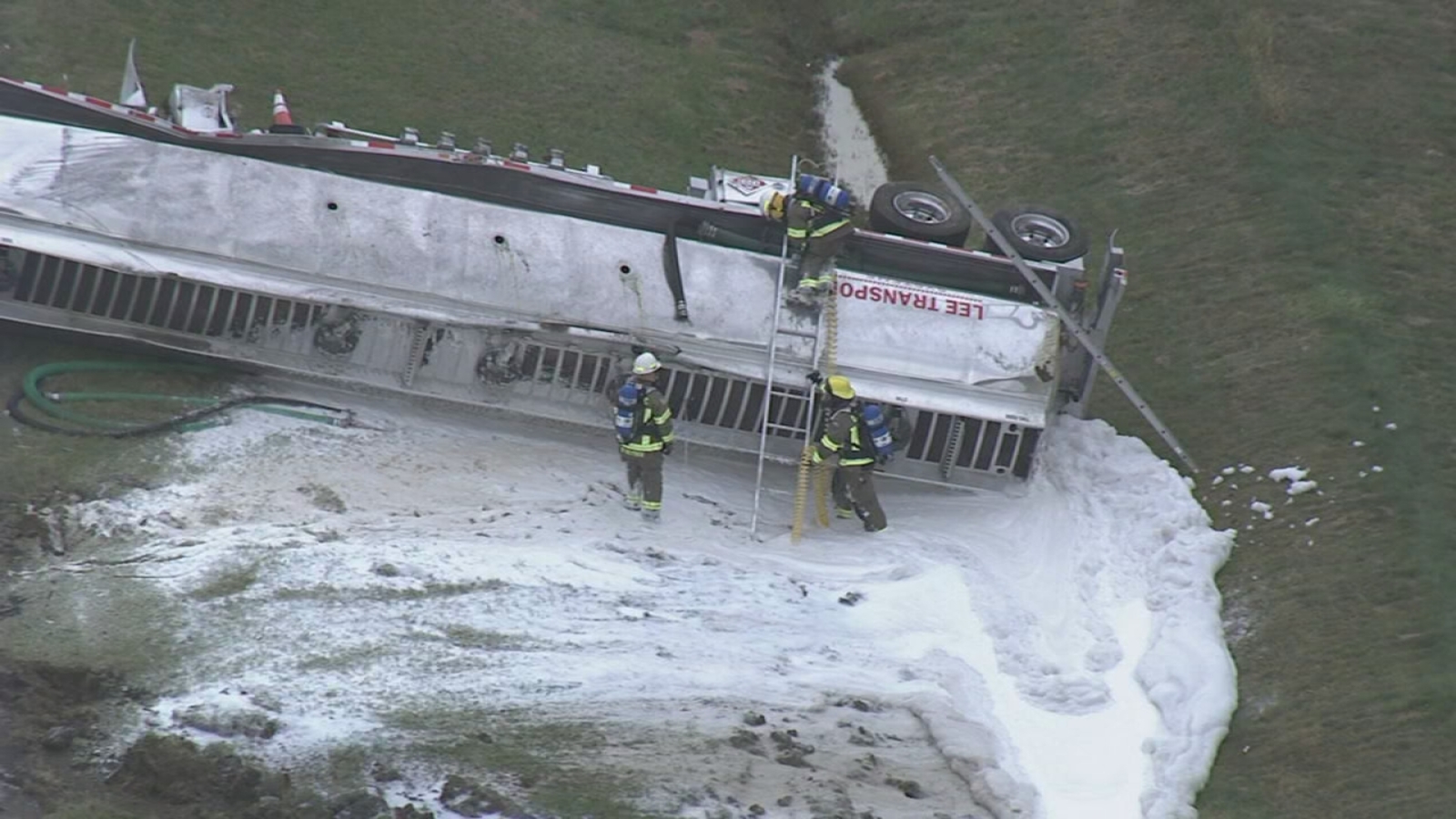 Truck crash and gasoline spill closes Rte. 1 in Delaware Tuesday - 6abc ...