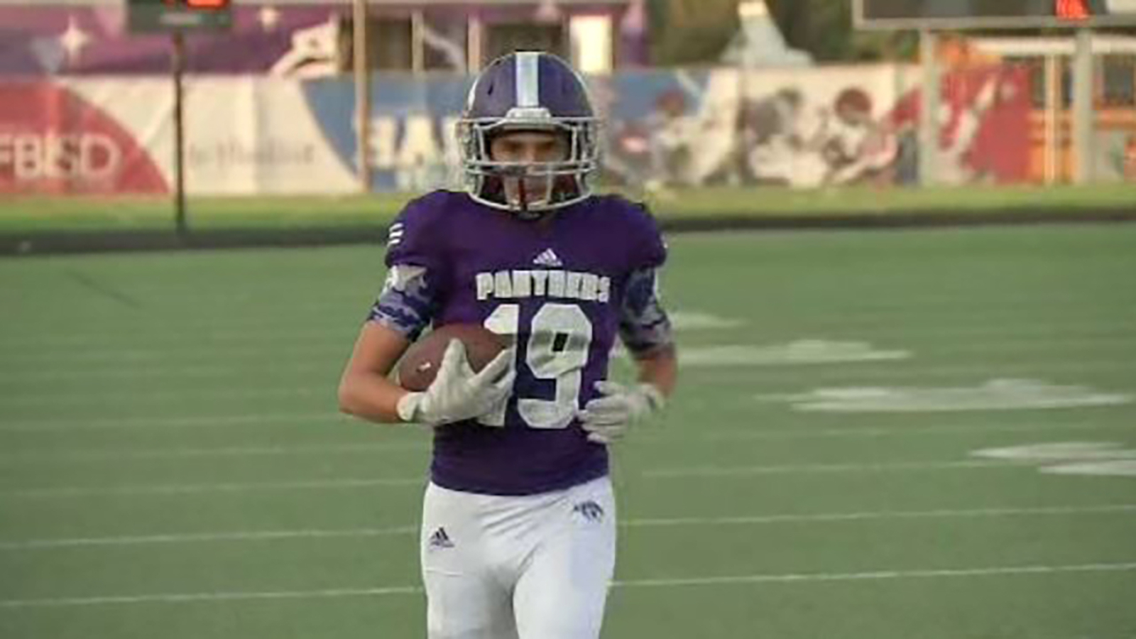 Game of the Week: Travis vs Ridge Point - ABC13 Houston