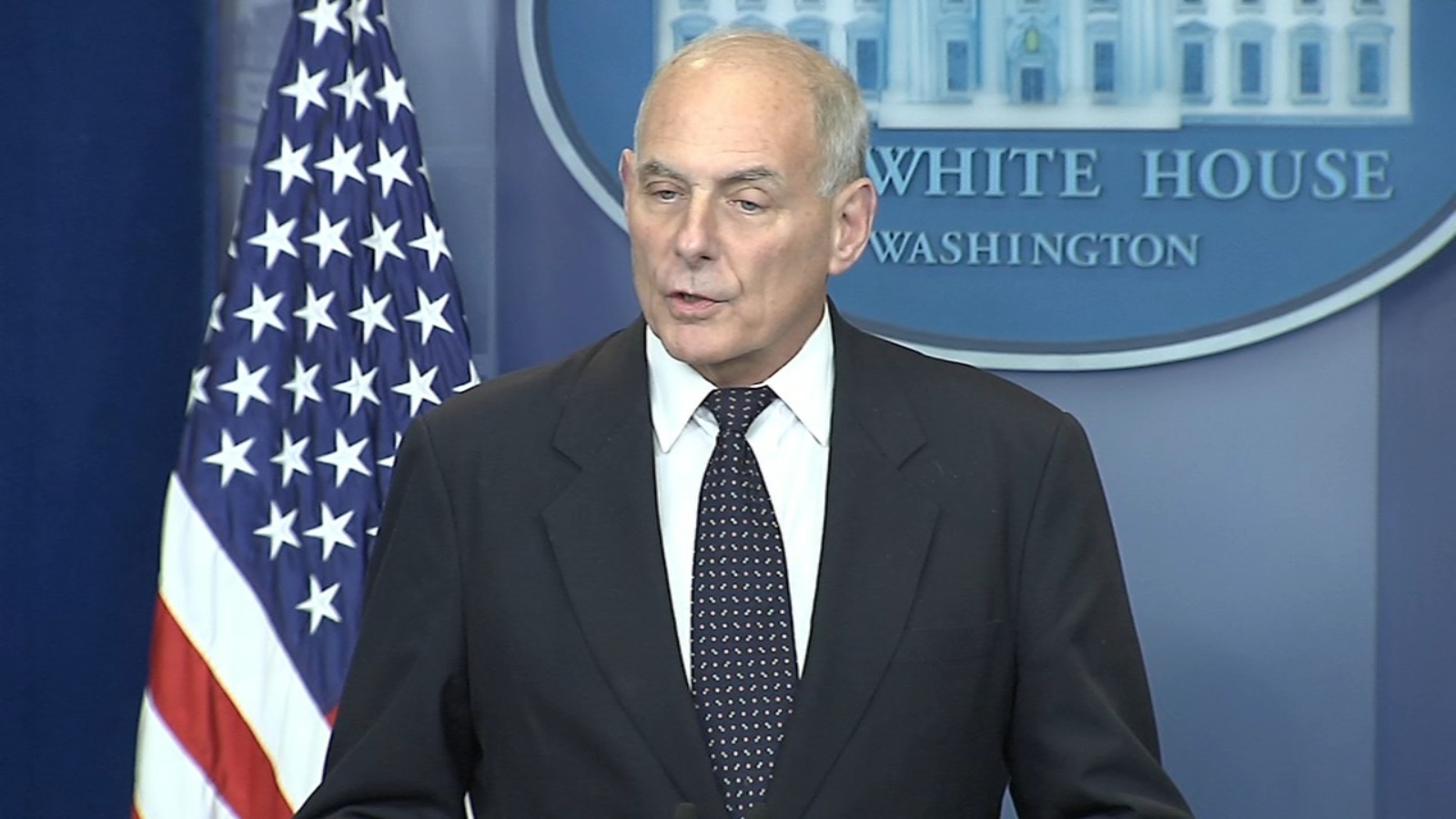 Gen. John Kelly defends President Trump's phone call to soldier's widow ...