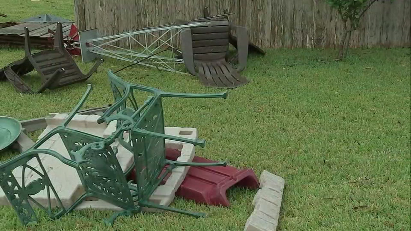 Storm, strong winds cause damage around Houston - ABC13 Houston