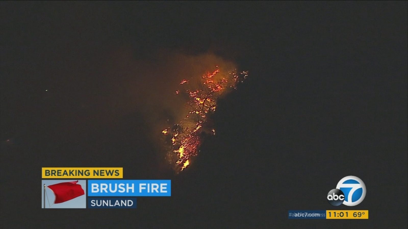 Firefighters knock down Tujunga blaze amid dangerous conditions - ABC7 ...