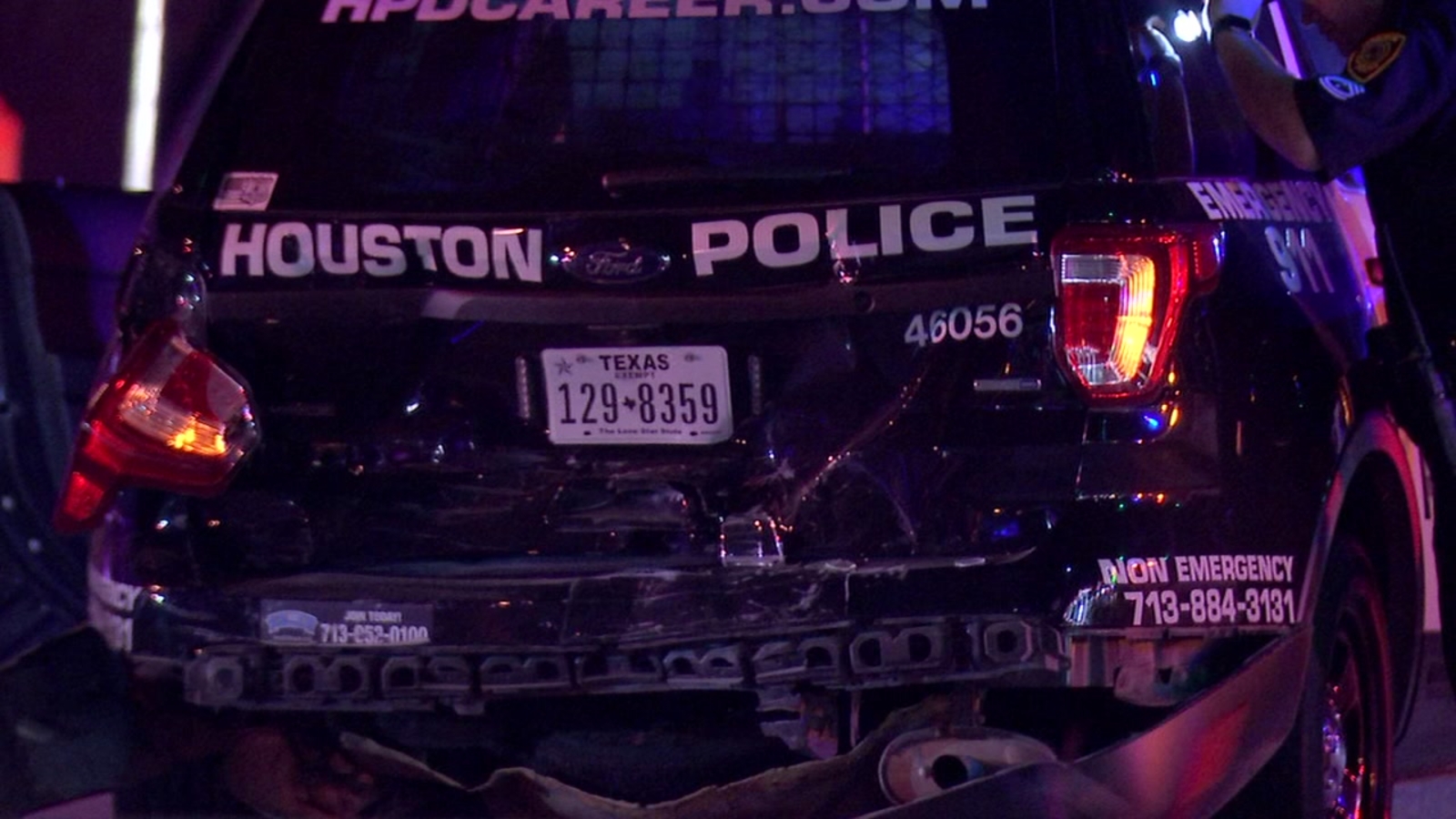 Houston police officer hurt in wreck near the Beltway - ABC13 Houston