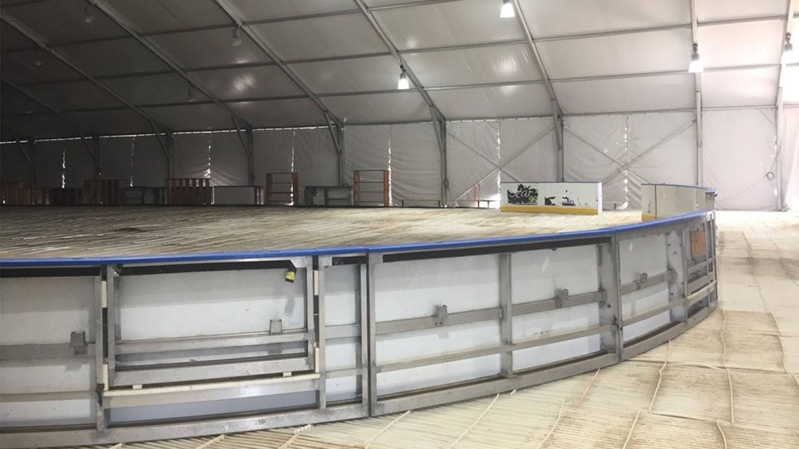 Thieves skate off with ice rink parts in Norwalk, Connecticut - ABC7 ...