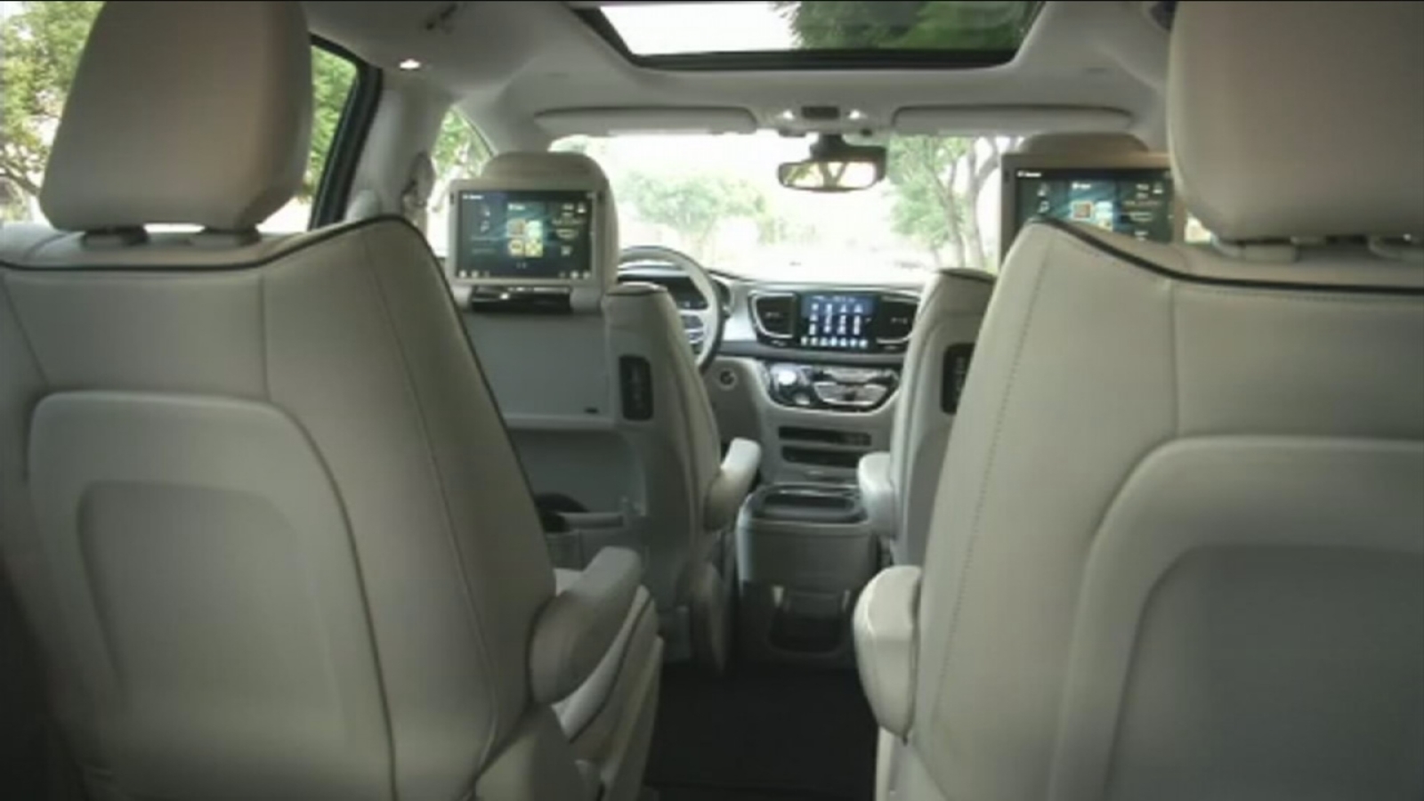 New minivans aim to impress with style, features - ABC7 Los Angeles