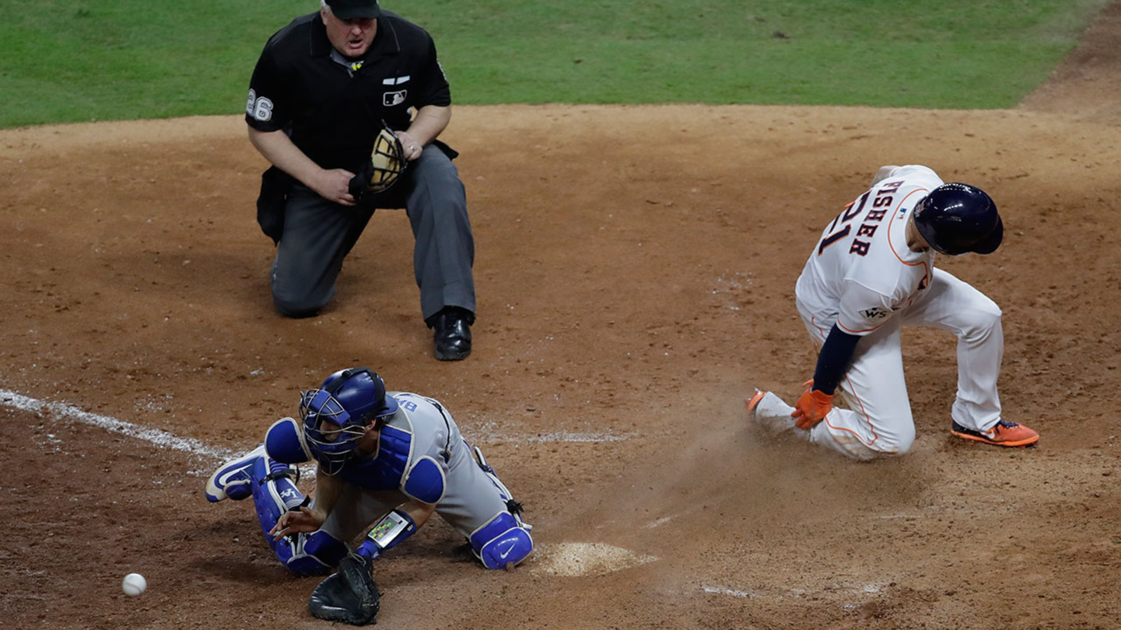 Dodgers lose 13-12 to Astros in gripping slugfest, fall behind 3-2 in ...