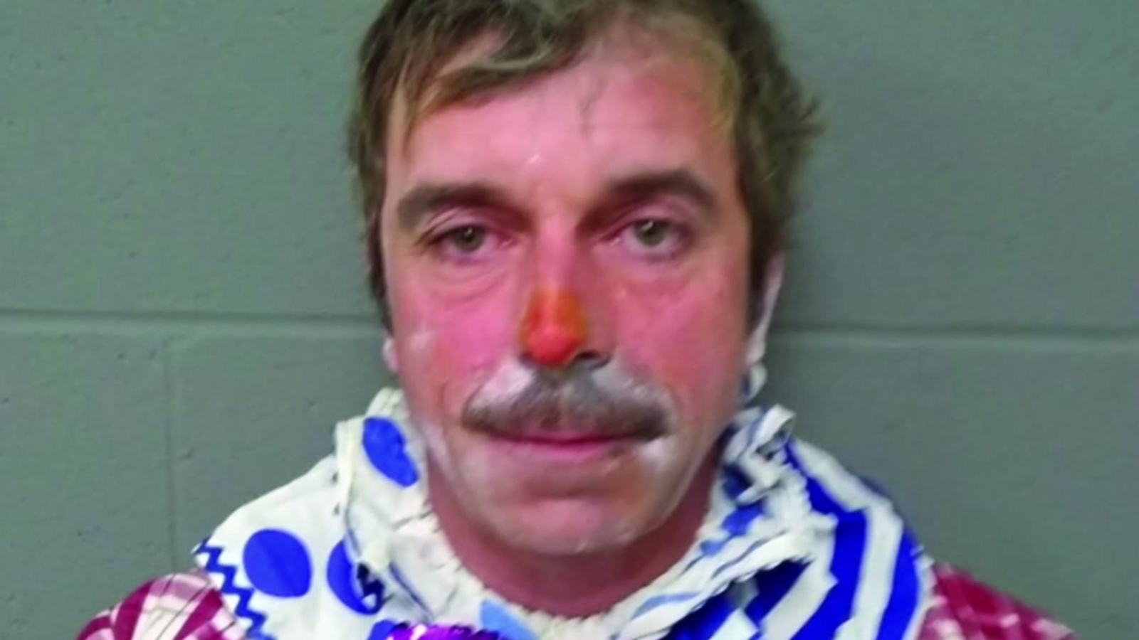 Man dressed as clown arrested for sleeping in a stranger's bedroom in ...
