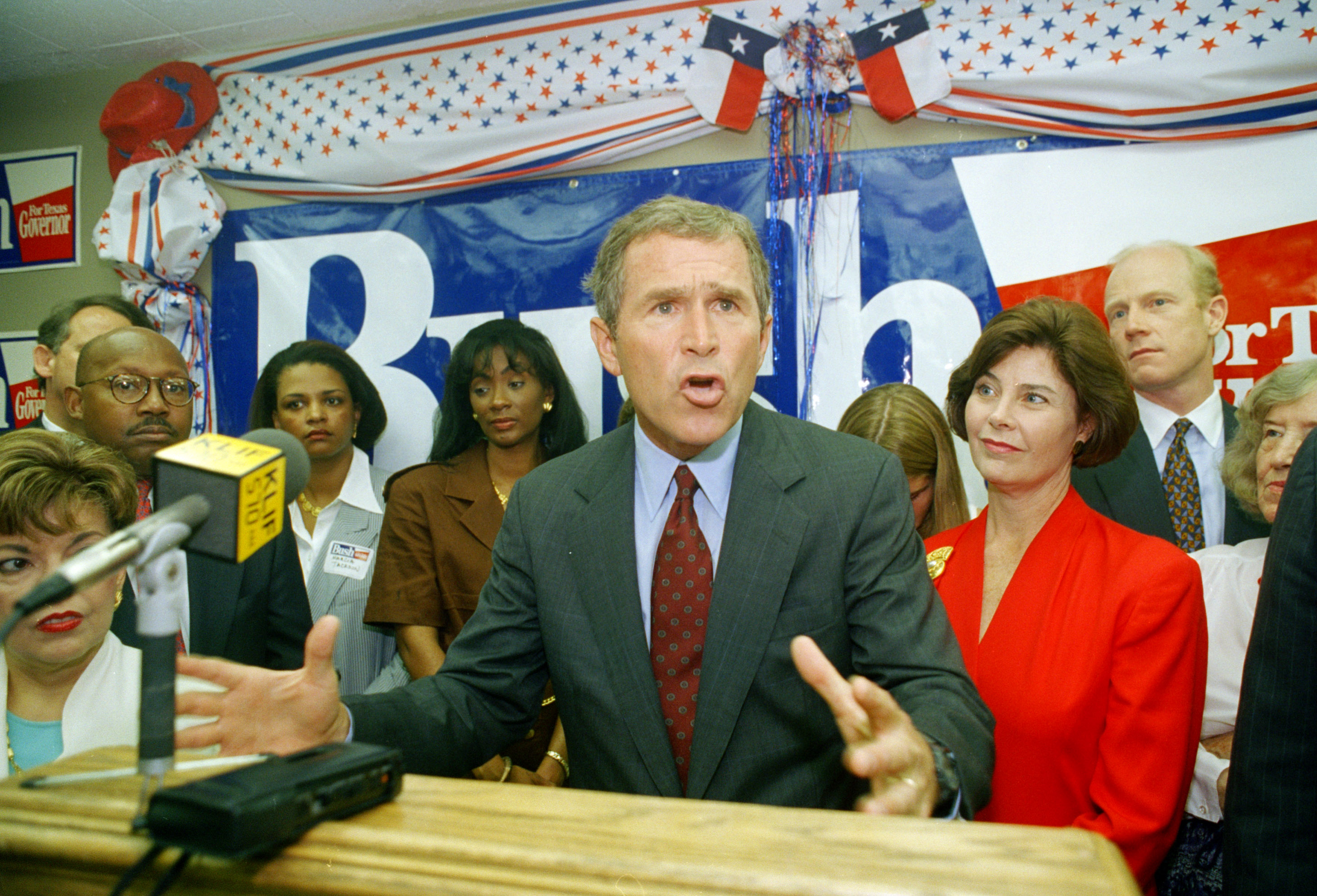 George W. Bush and Laura Bush celebrate 40th wedding anniversary ...