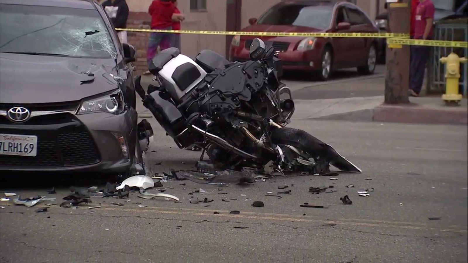 Bell Gardens motorcycle officer injured in Montebello crash - ABC7 Los ...