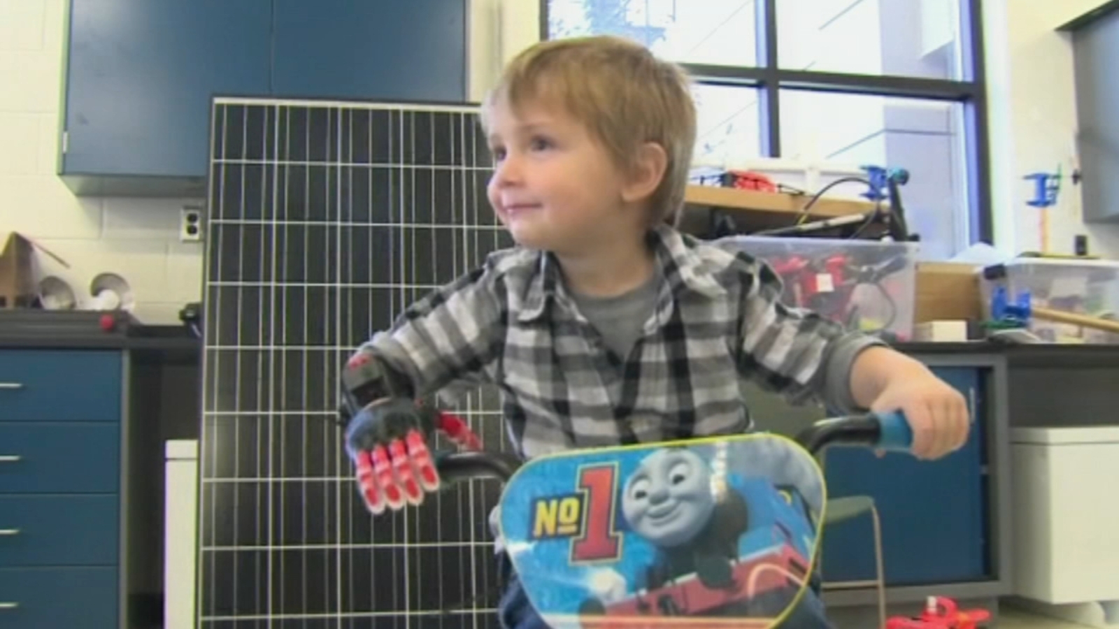 Ohio boy receives life-changing mechanical hand - 6abc Philadelphia