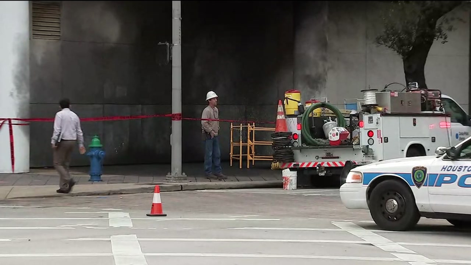 Two hurt in explosion at Whitehall hotel in downtown Houston - ABC13 ...