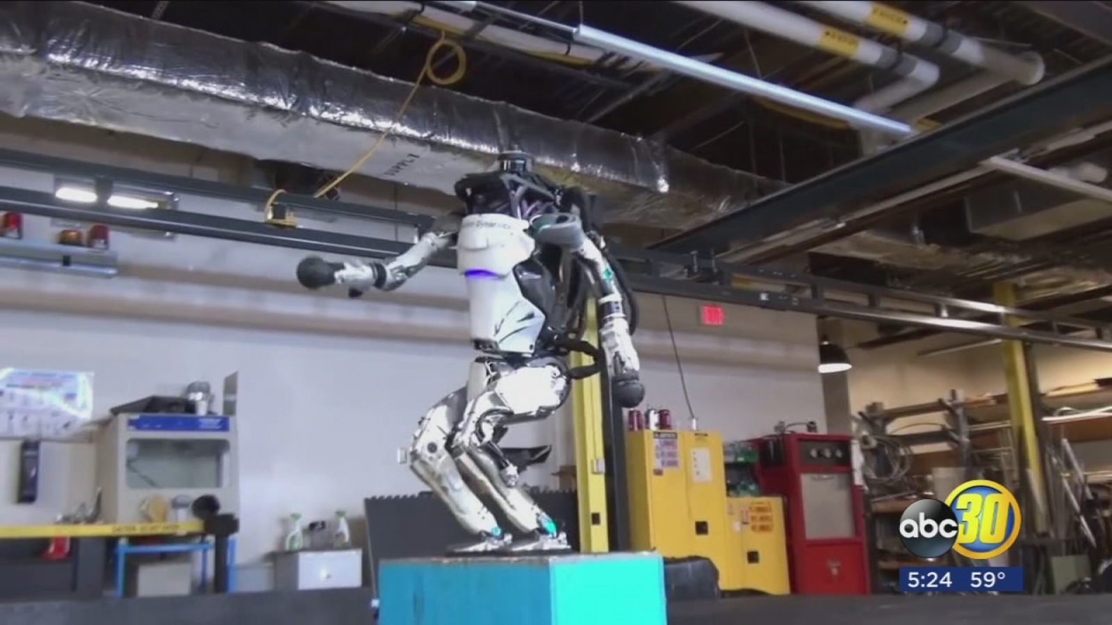 Meet Atlas the robot - ABC30 Fresno