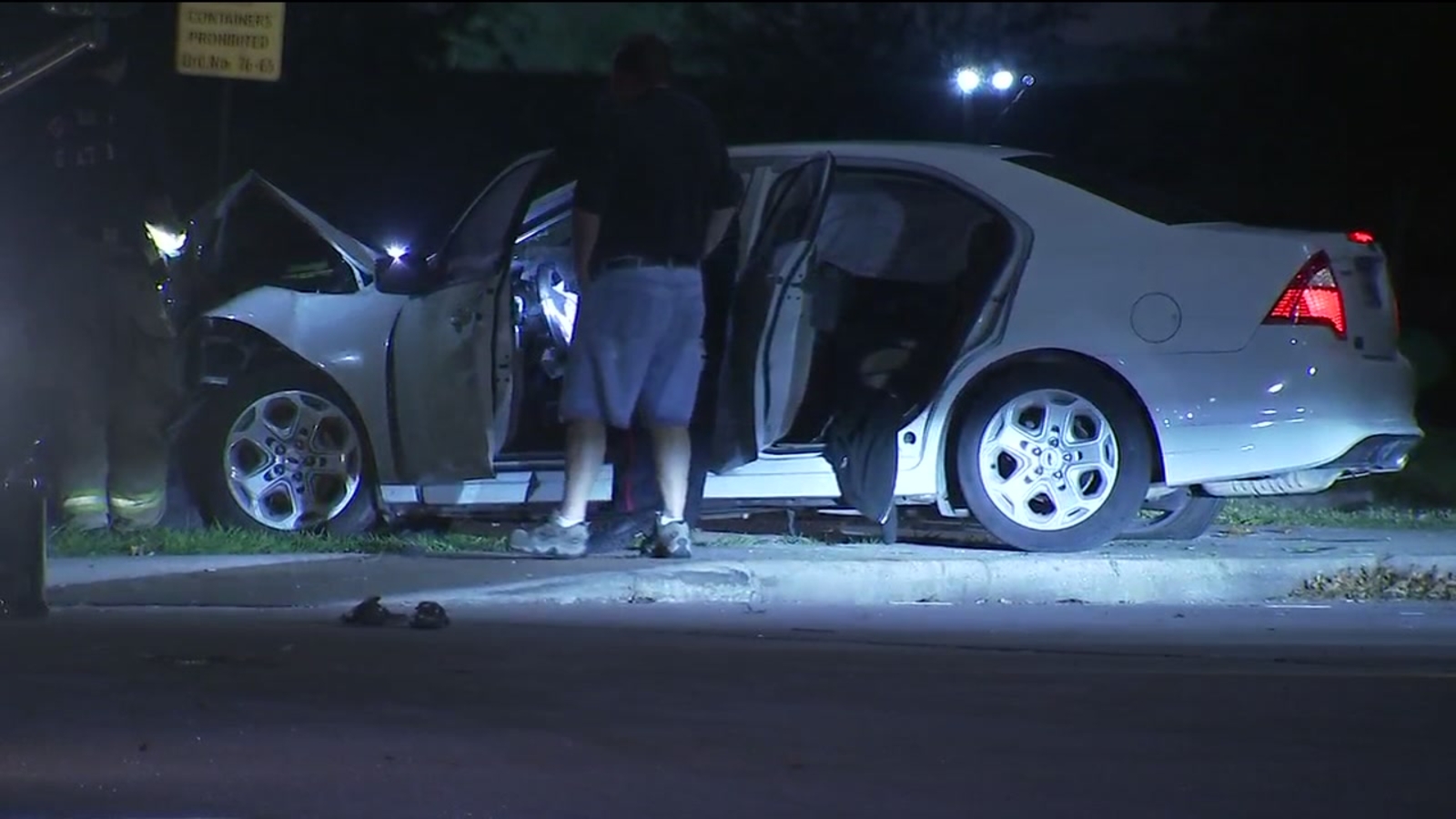 4 joyriding juveniles injured after crashing into tree - ABC13 Houston