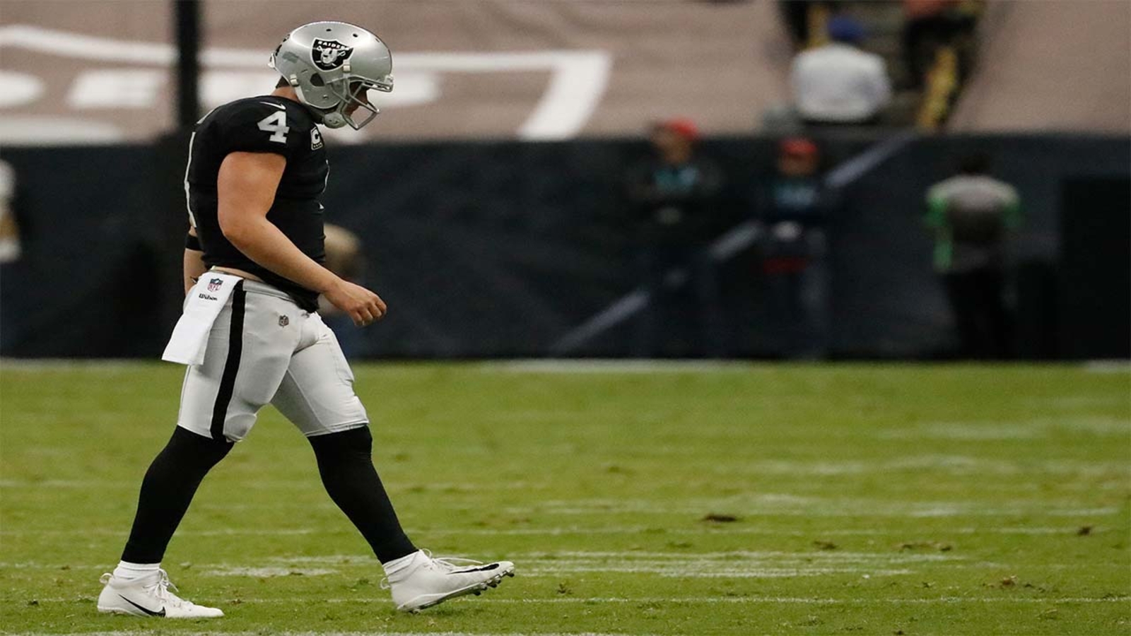 QB&A With Derek Carr - 11/21/17 - ABC30 Fresno