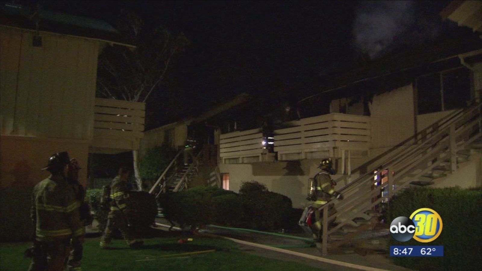 A family is homeless after a fire tore through their apartment in Central Fresno - ABC30 Fresno