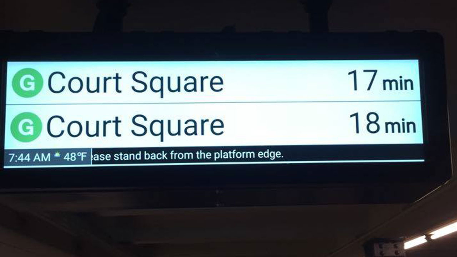 Riders say new subway countdown clocks are inaccurate - ABC7 New York