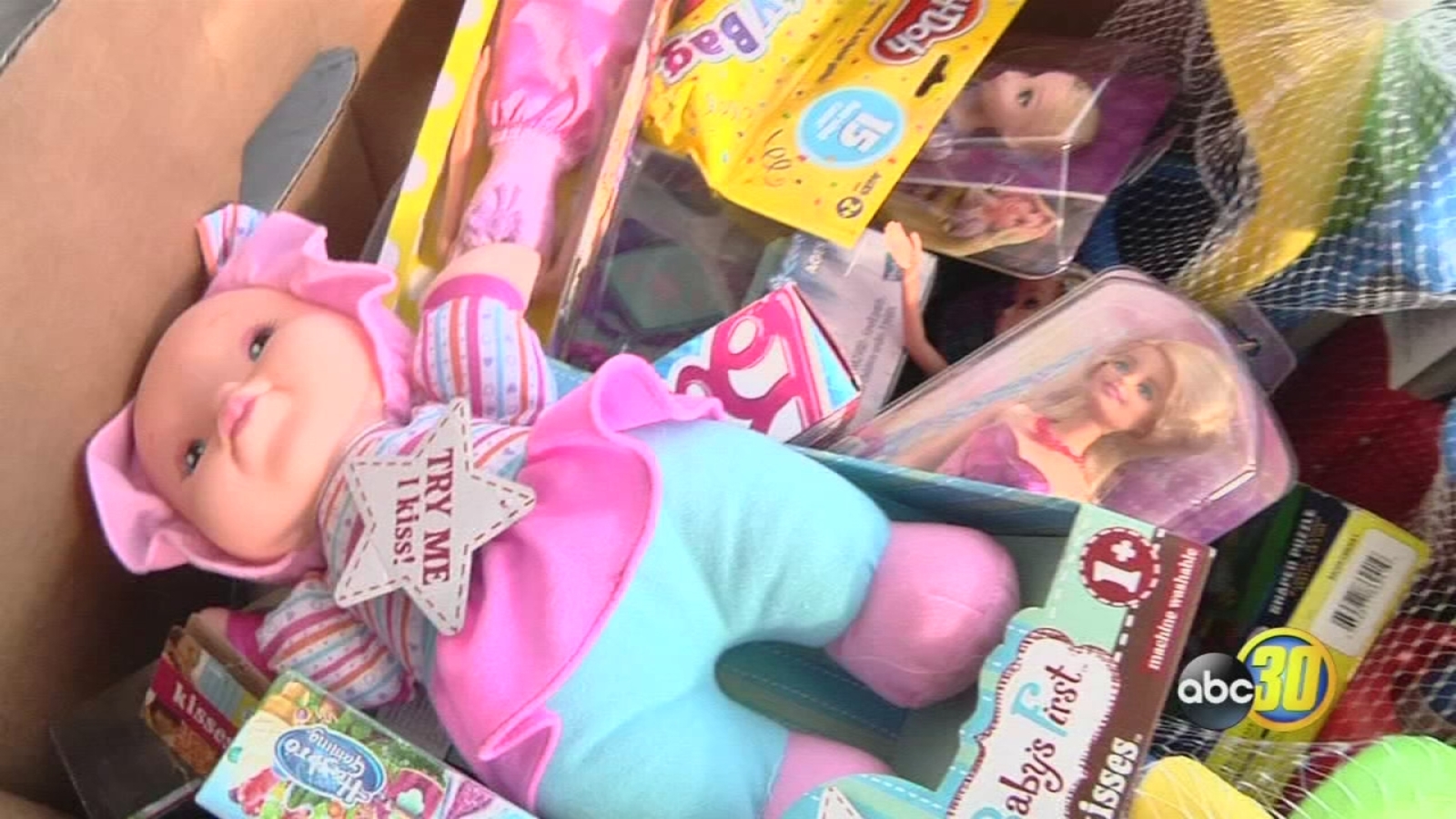 Latino Life: Toys for Tots marathon weekend - ABC30 Fresno