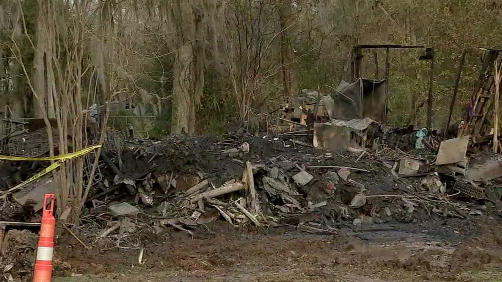 Husband and wife killed in Liberty Co. house fire found just feet from ...