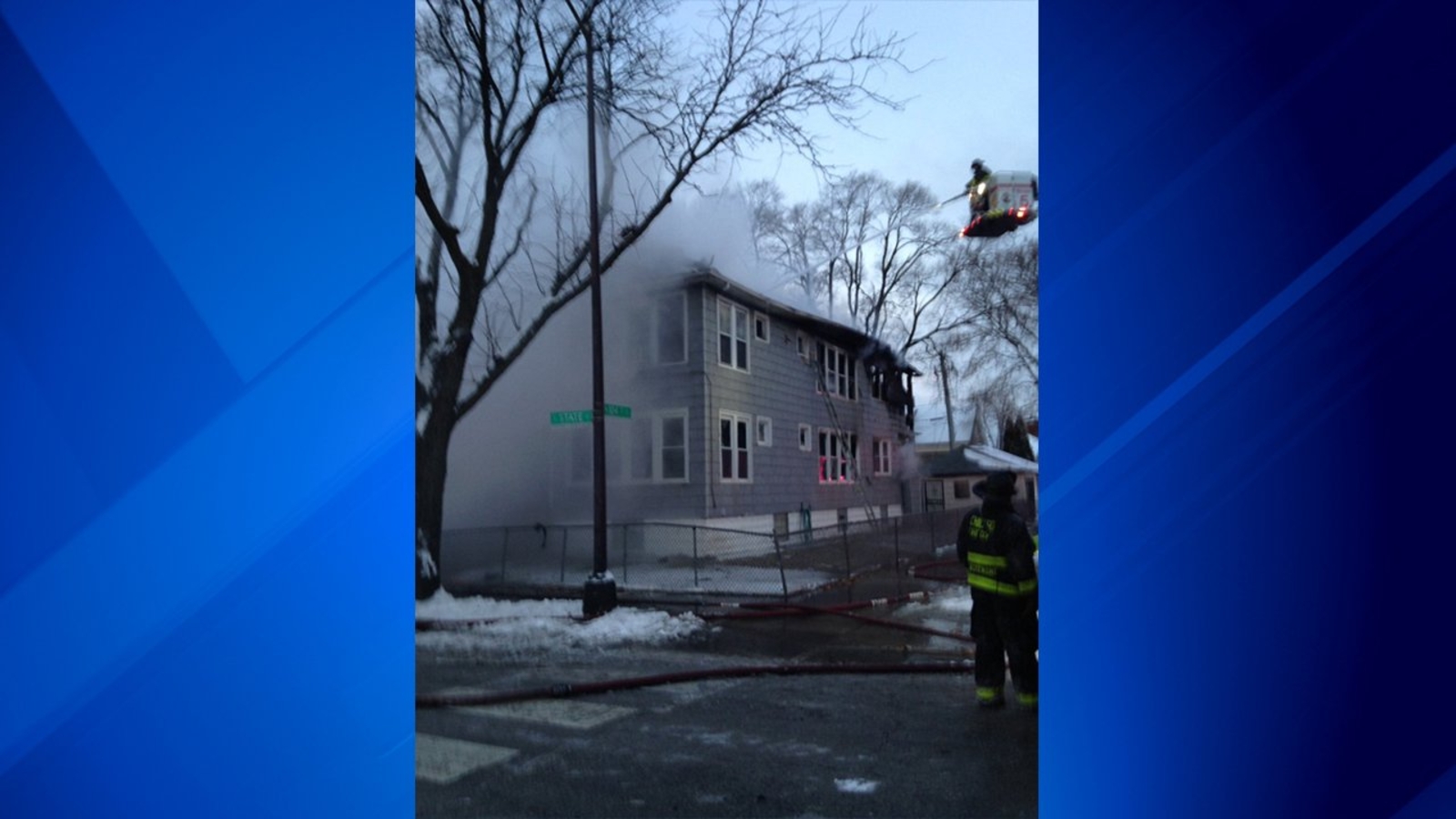 1 hospitalized after Roseland apartment fire - ABC7 Chicago