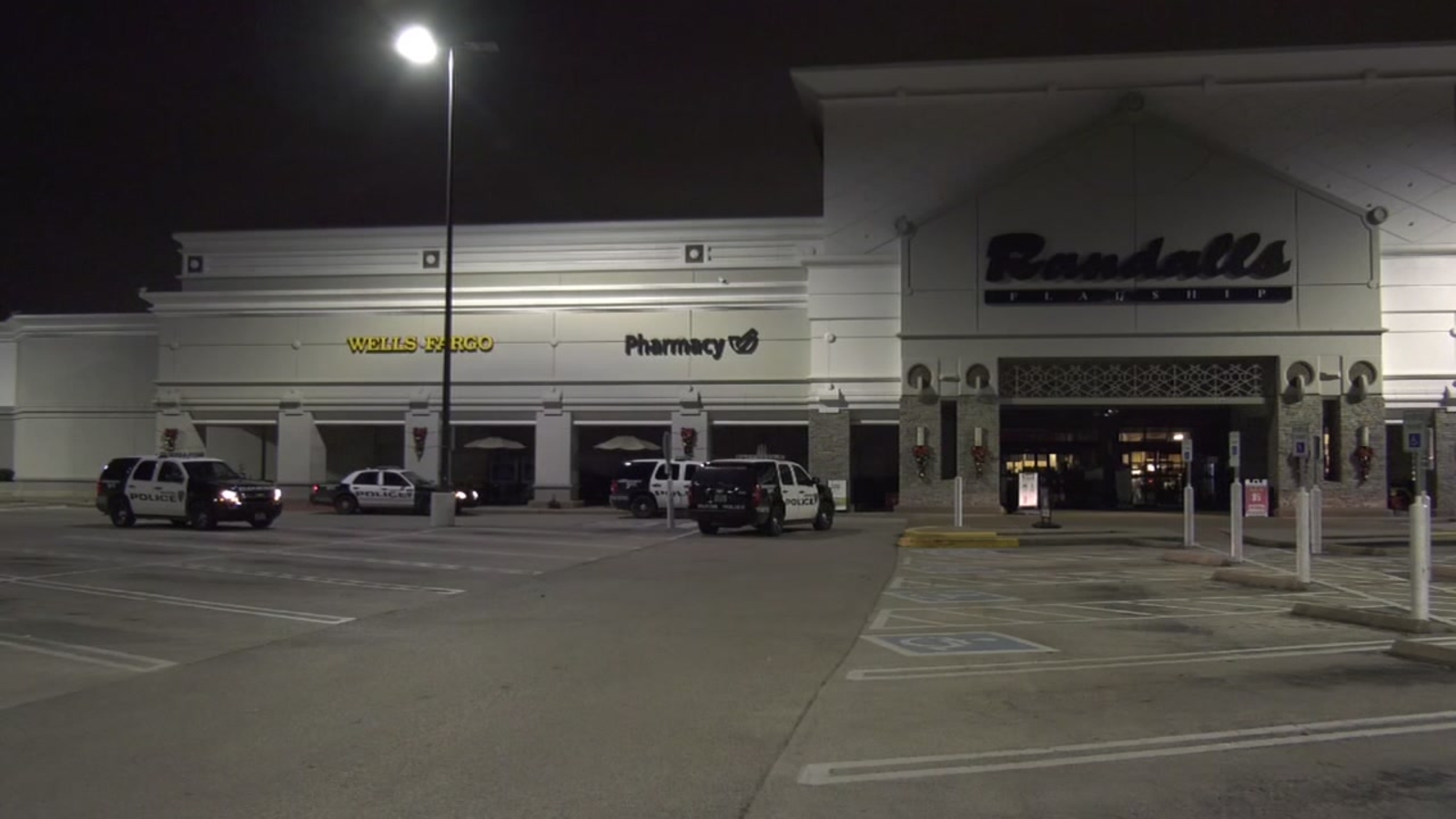 Burglars get away with drugs and cigarettes at Randalls in SW Houston ...