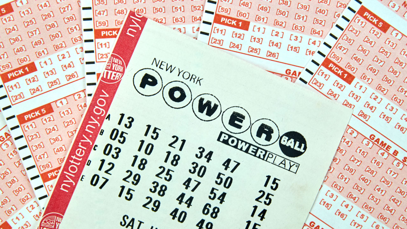 Powerball jumps to $550M after no winners in Wednesday's drawing - ABC7 ...