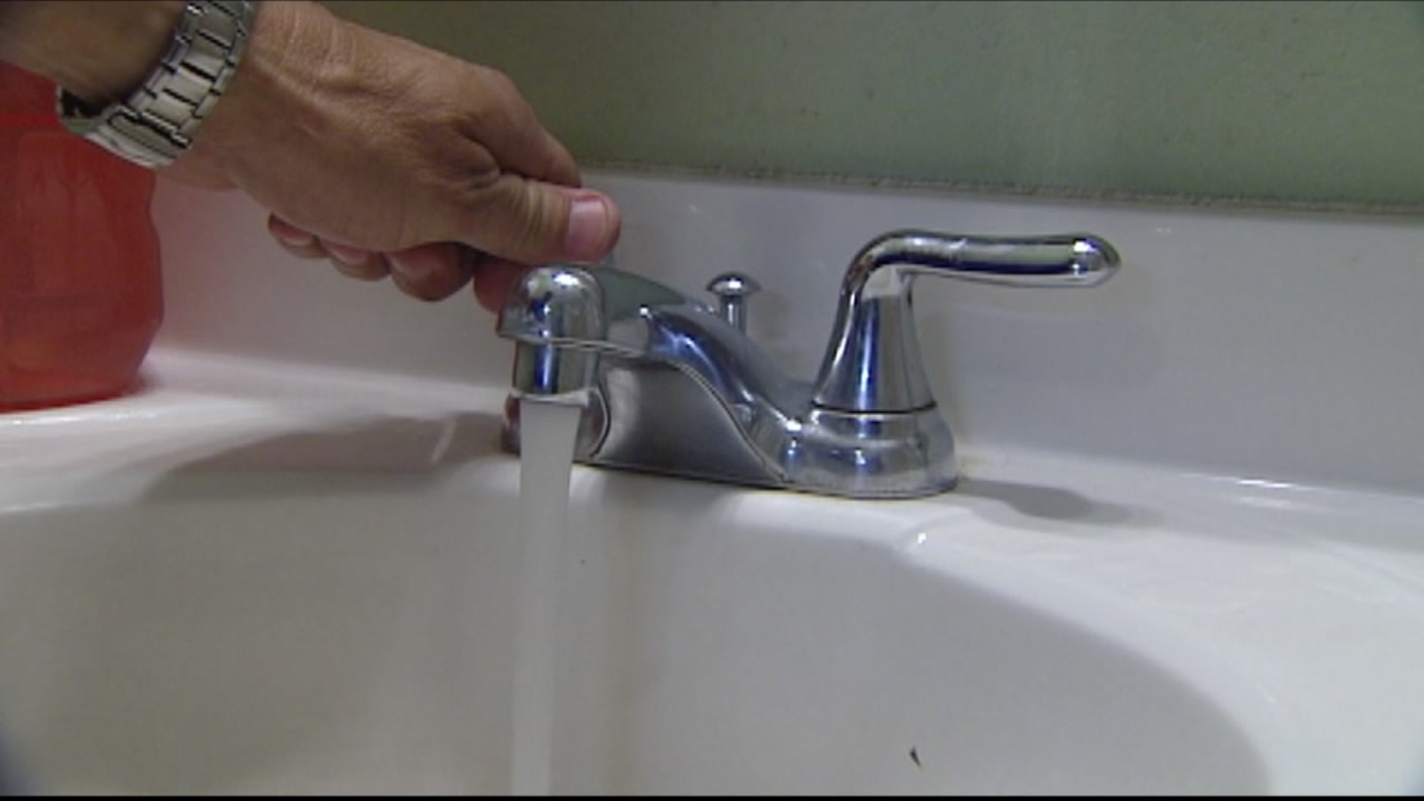 City water failed some recent tests, but mayor says it's safe to drink ...