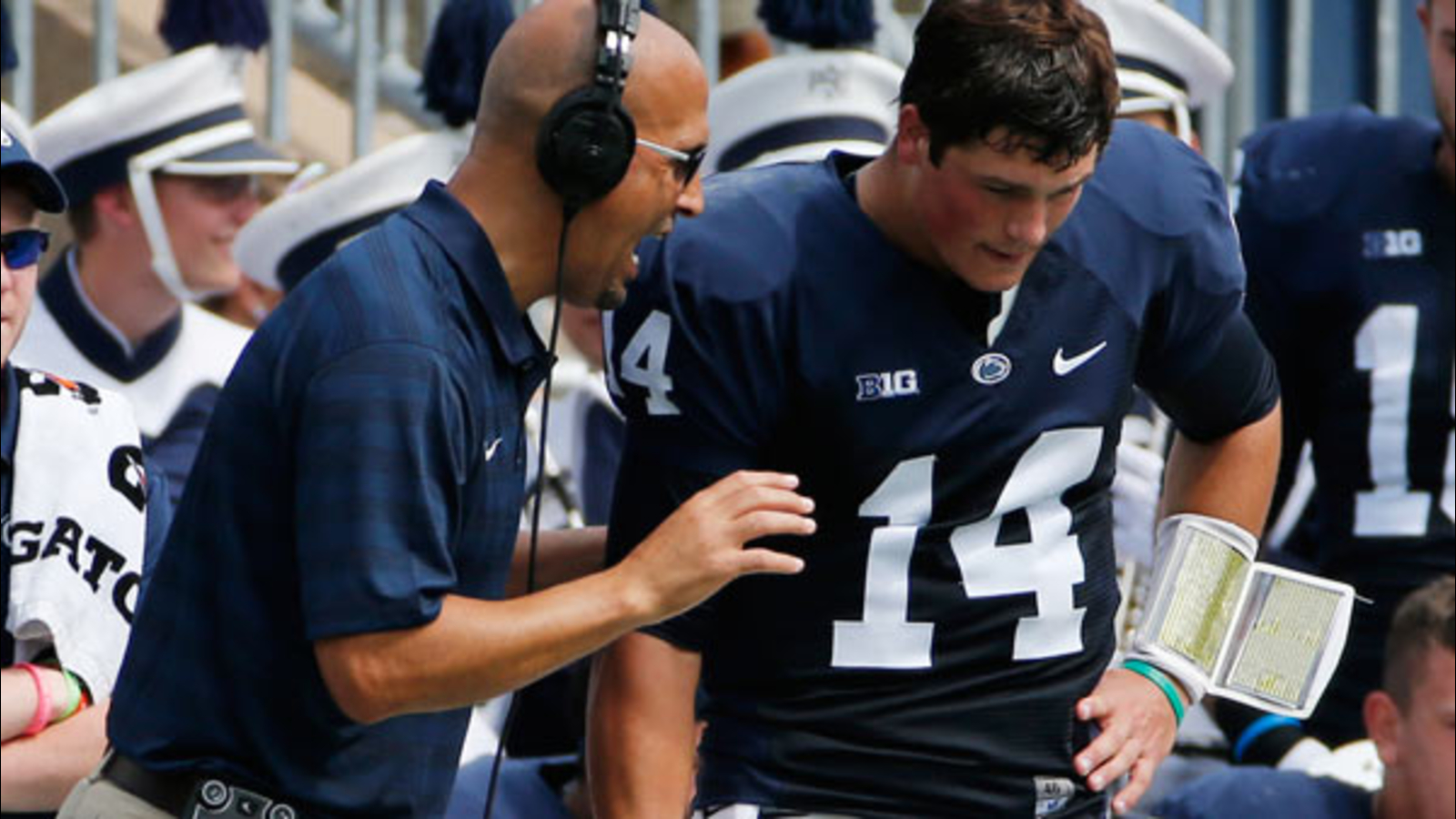 Penn State powers past Akron in 21-3 win - 6abc Philadelphia