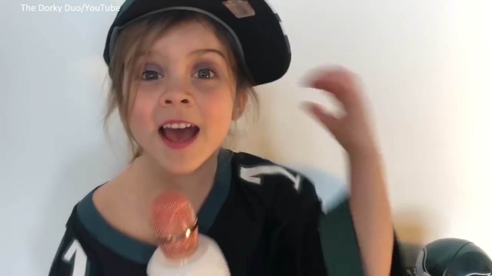 Little girl has big pep talk for Eagles players and fans - 6abc ...