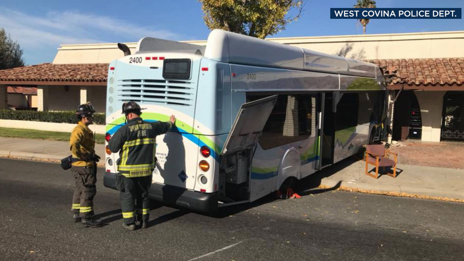 Bus crashes into side of building in West Covina - ABC7 Los Angeles