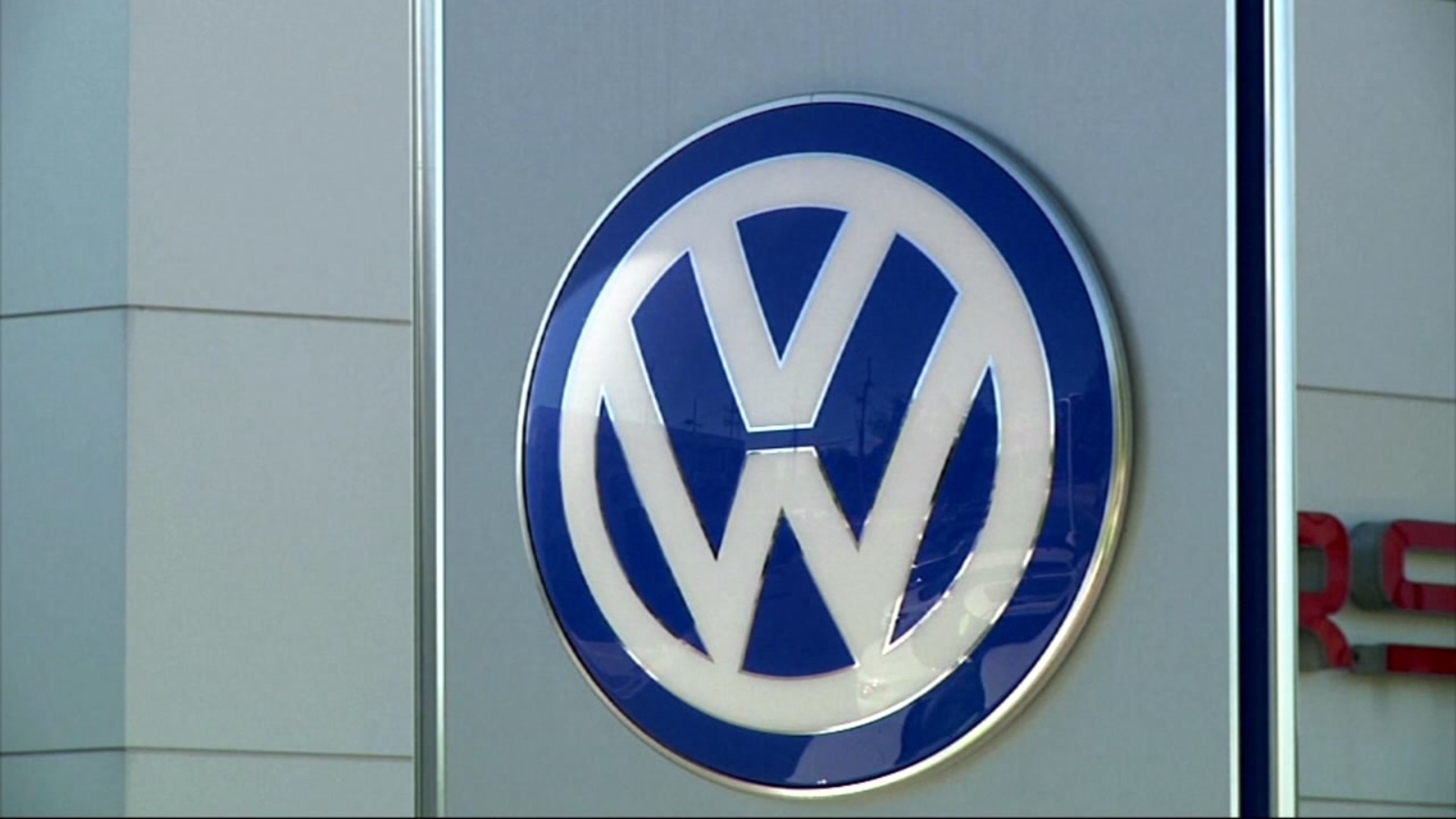 Volkswagen apologizes for using monkeys to test diesel fumes - ABC7 San ...