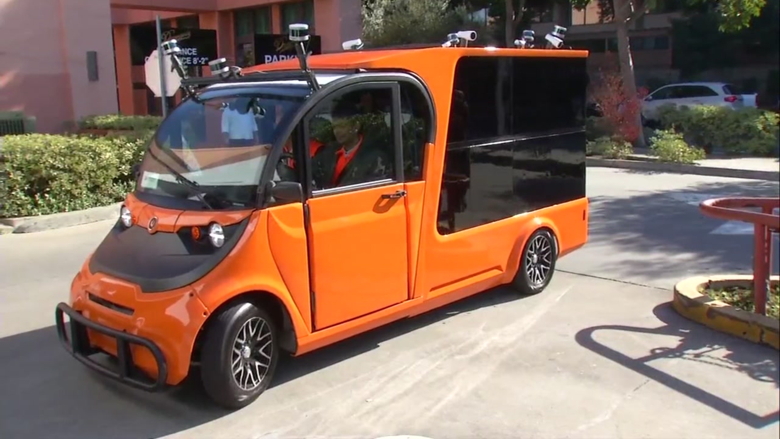 Autonomous car making debut with first-of-its-kind delivery in San ...