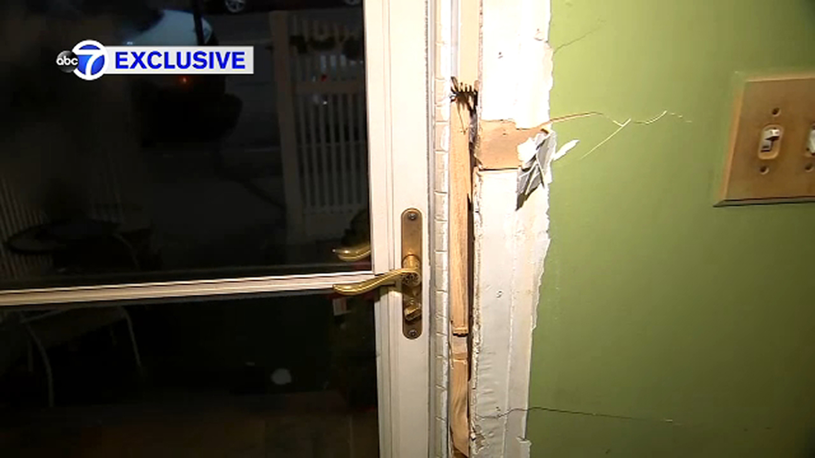 Exclusive: Police conduct raid on wrong home in Queens - ABC7 New York