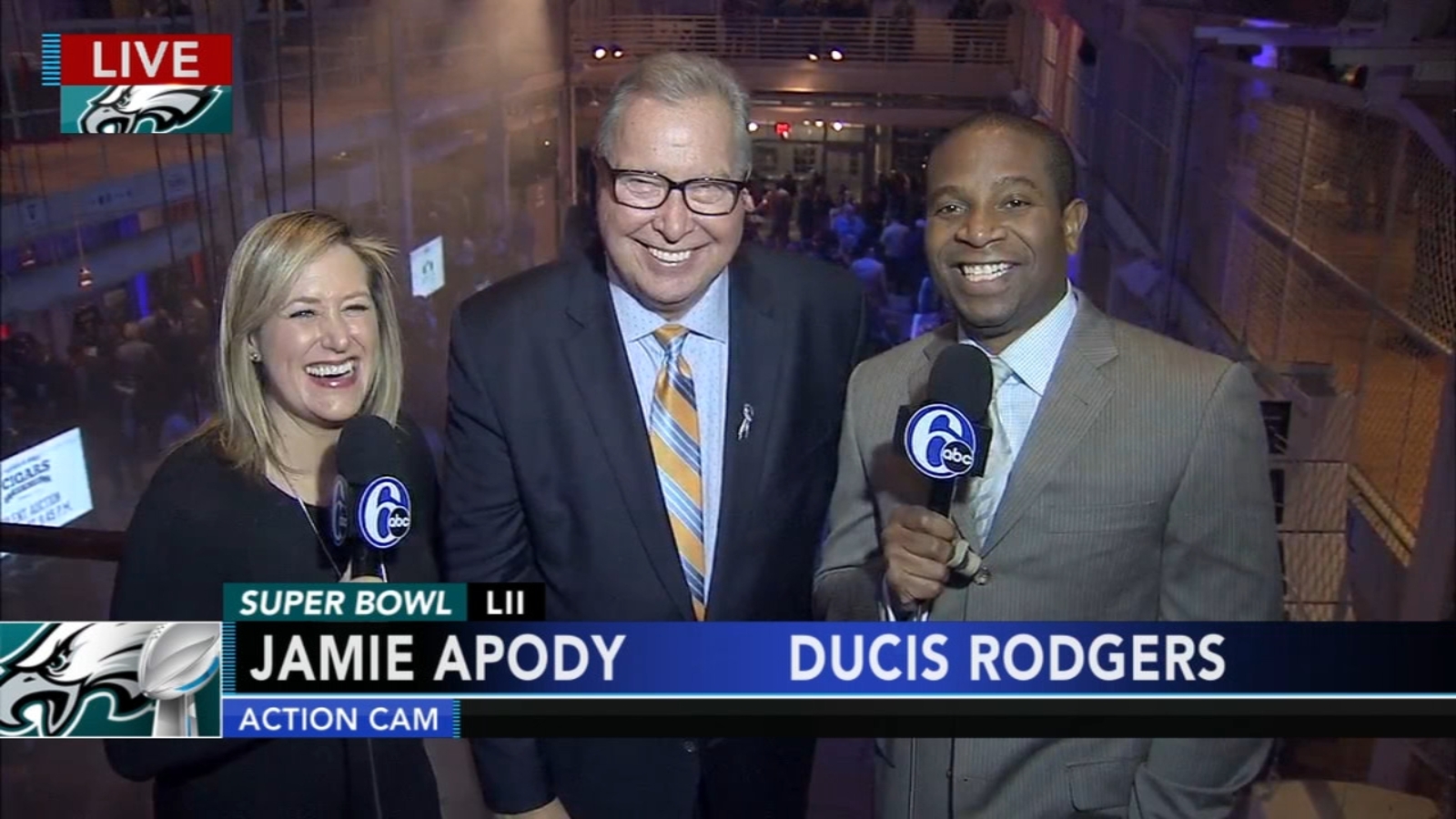 VIDEO: Jamie and Ducis join Jaws at pre-Super Bowl party in Minneapolis ...