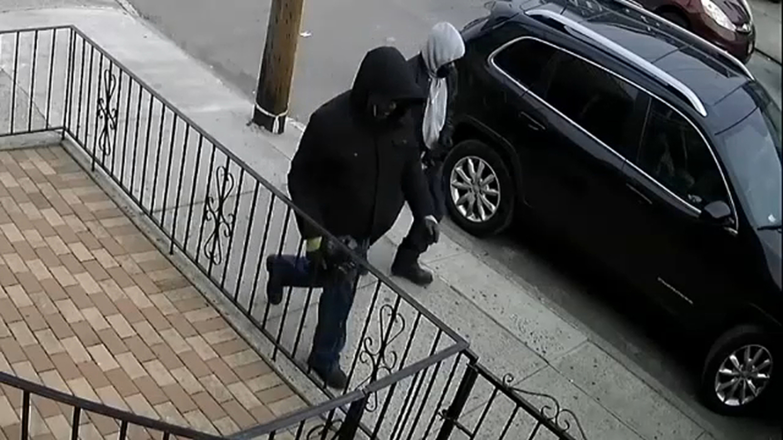 2 men wanted for home invasion in Richmond Hill section of Queens ...