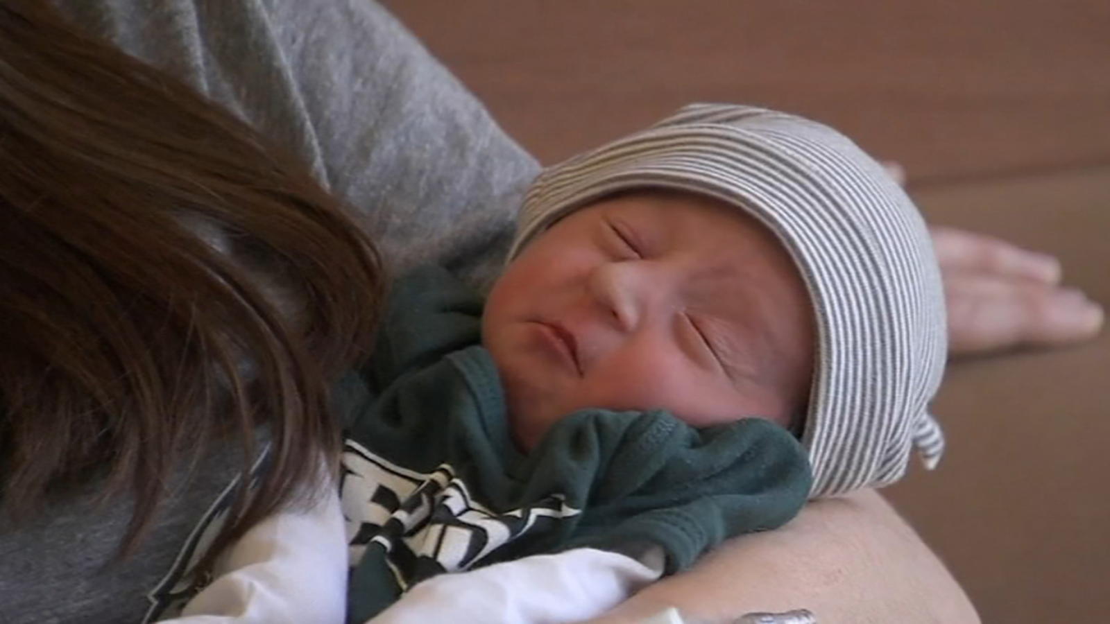 New Jersey couple welcomes baby Carson during Super Bowl halftime ...
