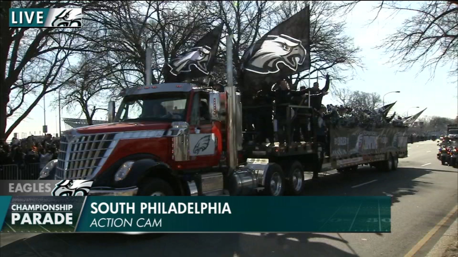 VIDEO: Start of Eagles Parade passes Matt and Tamala - 6abc Philadelphia