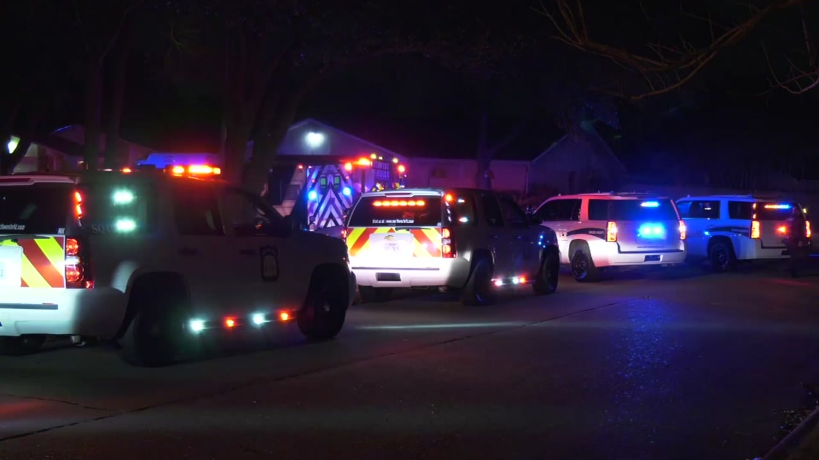 2 suspects on the run after deadly carjacking in NW Harris Co. - ABC13 ...