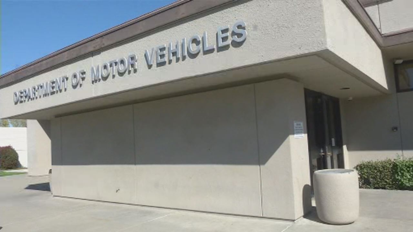 Report: California DMV worker used driver's license records to steal ...