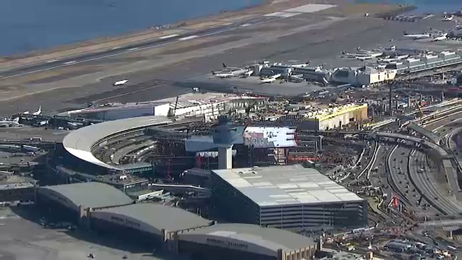 Pilots: $6 billion LaGuardia Airport rebuild puts convenience, comfort ...