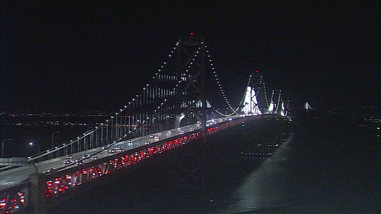 Crash cleared from lower deck of Bay Bridge - ABC7 San Francisco
