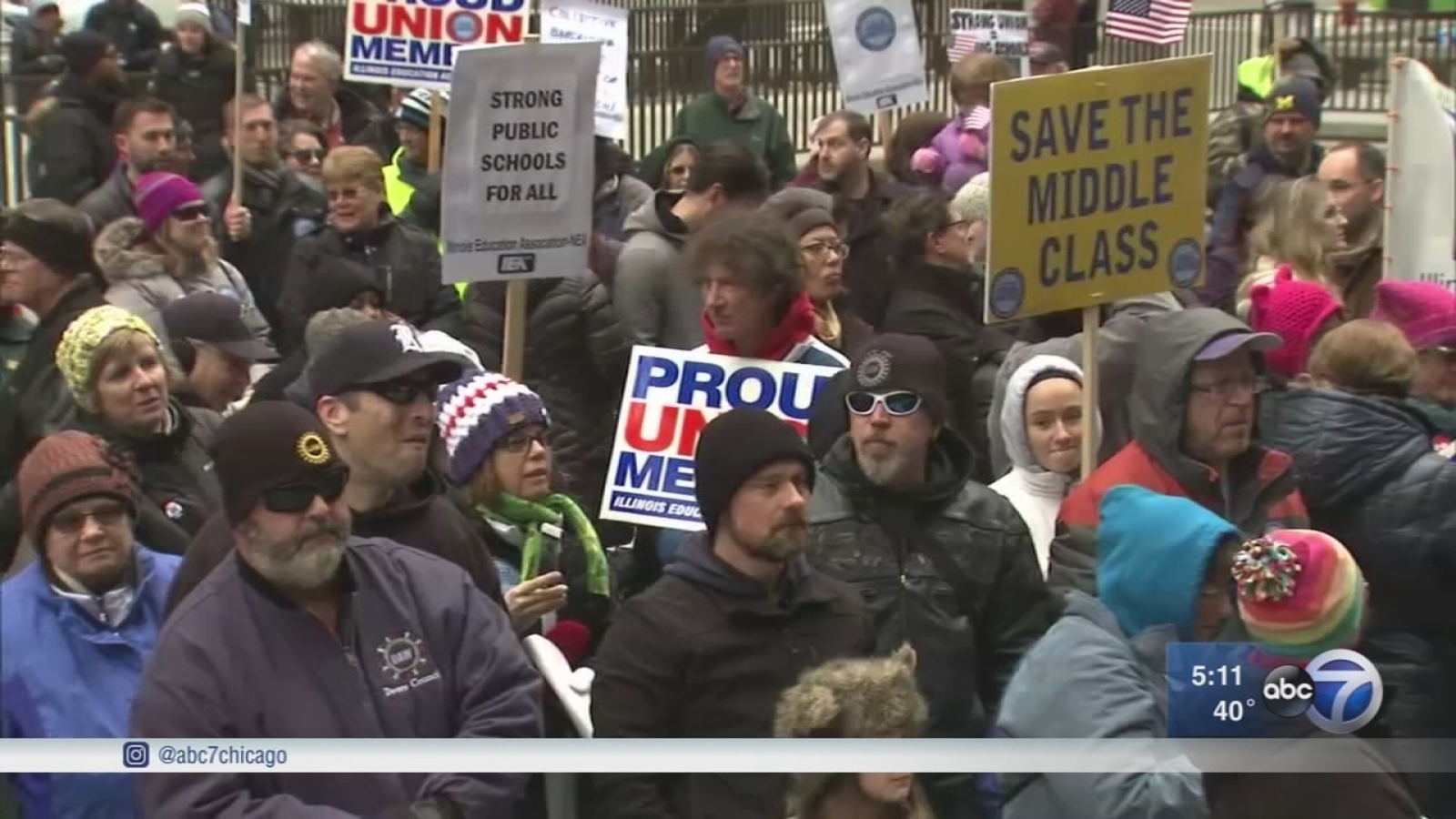 Hundreds march for workers' rights Saturday - ABC7 Chicago