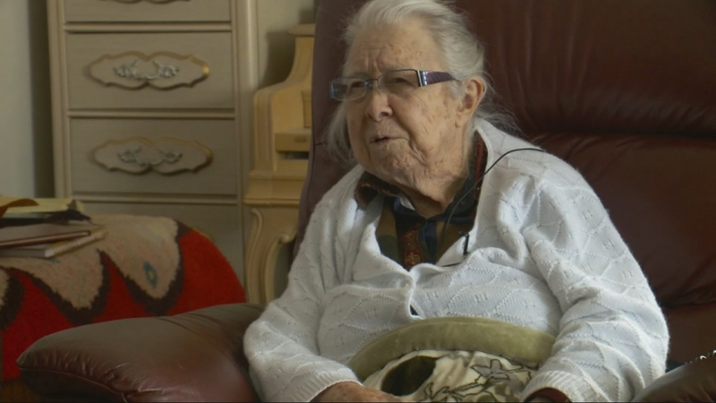 99 Year Old Woman Taken Hostage By Teenager Abc30 Fresno